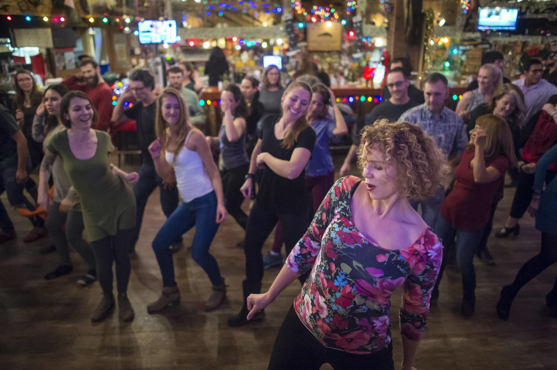 Salsa 101: How to dance with two left feet | Juneau Empire