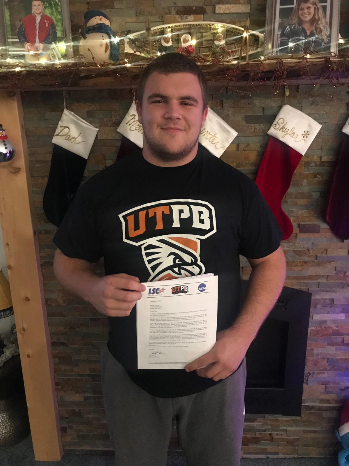 This Juneauite could be playing football before 15,000 fans next season ...