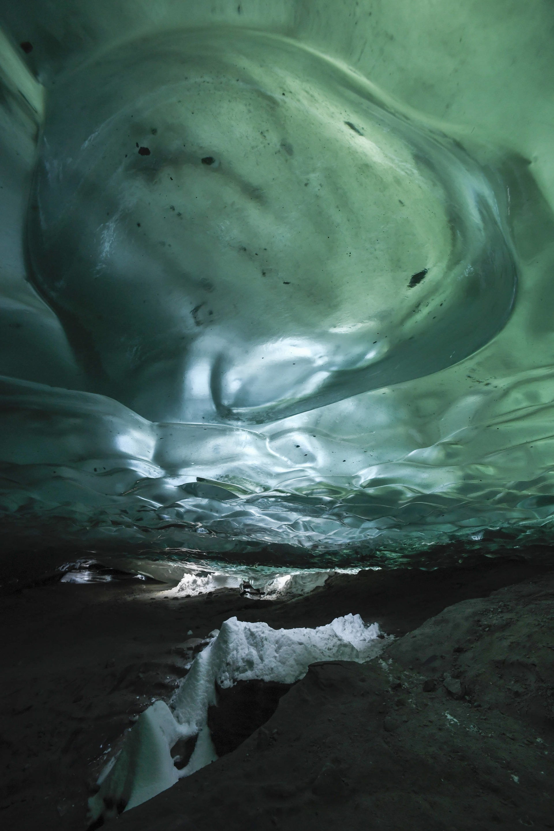 Stunning photos of the ice caves at the Mendenhall Glacier | Juneau Empire