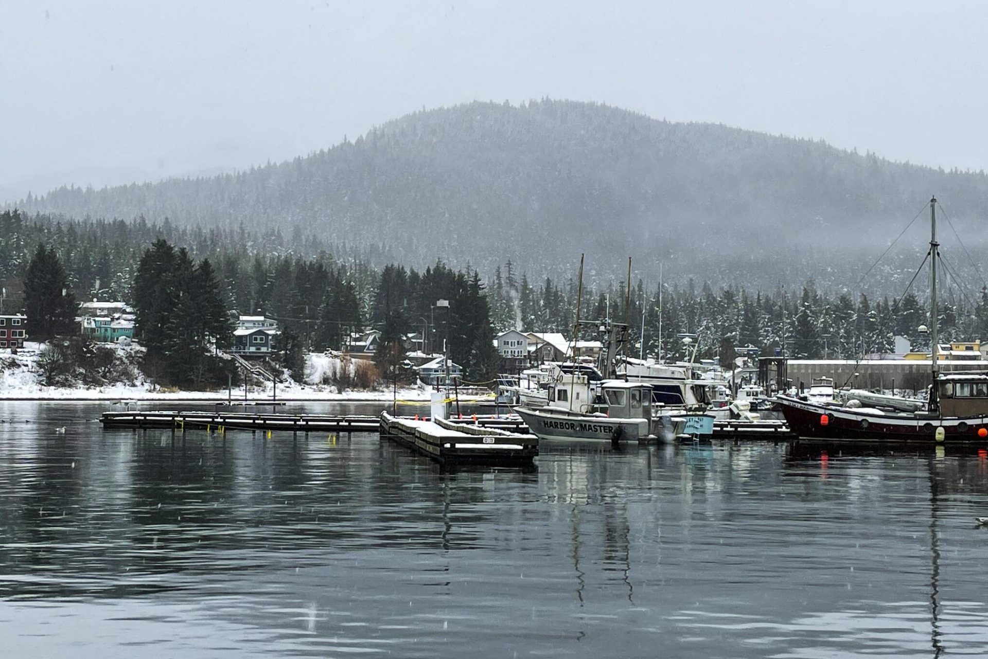 Statter Harbor float damaged by high winds | Juneau Empire