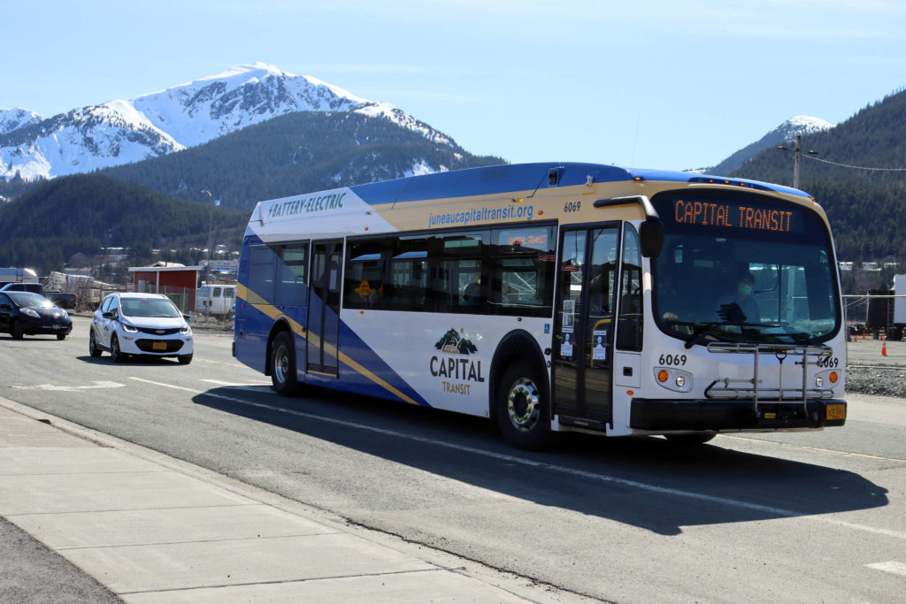 Plugging along: Electric bus faces mechanical issues | Juneau Empire