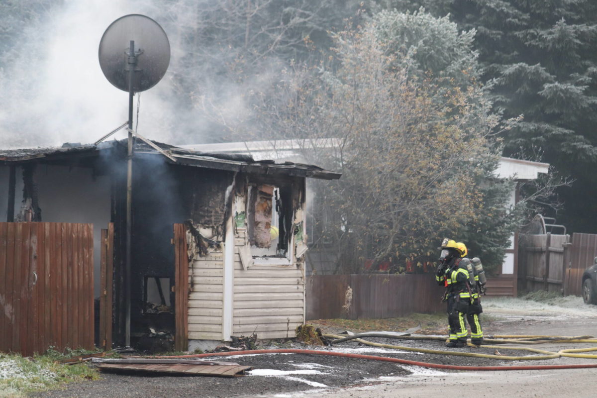No one injured in trailer park fire | Juneau Empire