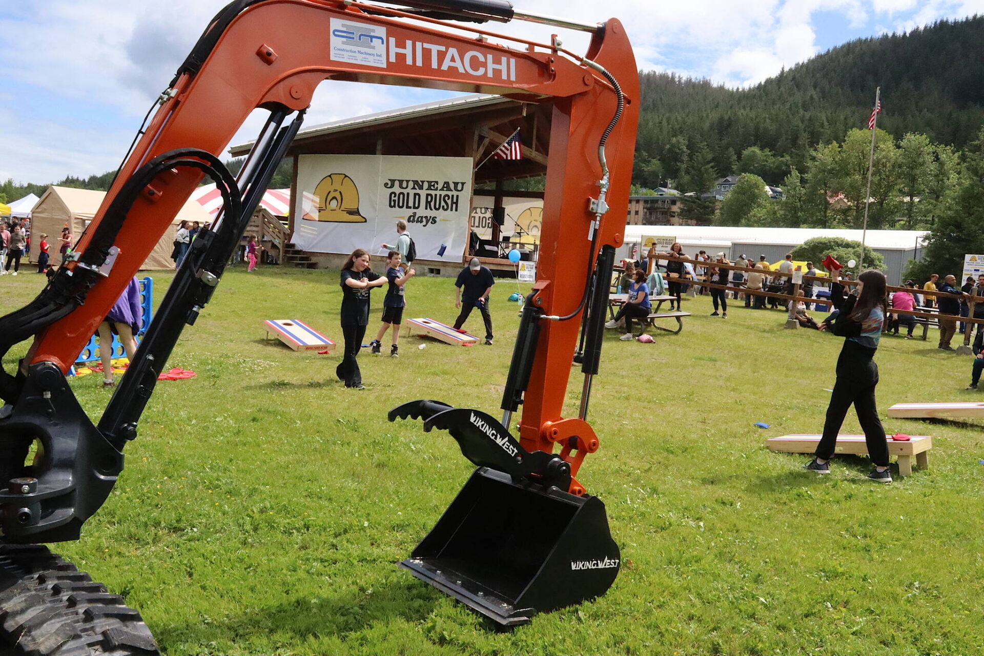 Mucking, trucking, chucking and yukking it up at Juneau Gold Rush Days ...