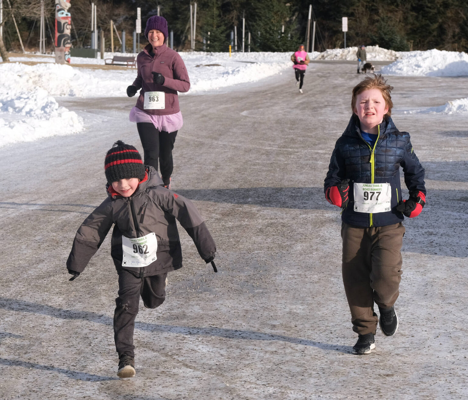 Sweetheart race, a run for love and waffles | Juneau Empire