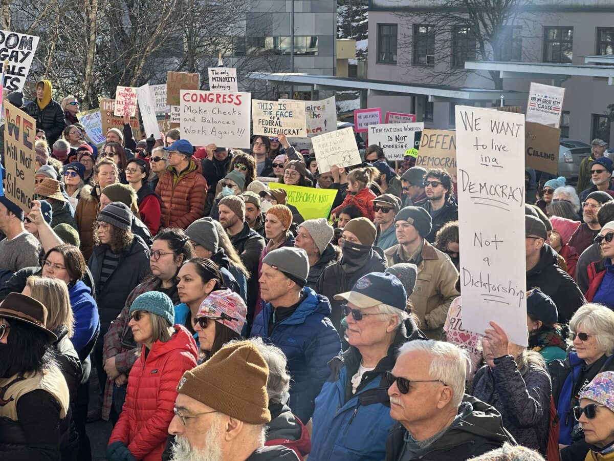 ‘No Kings on Presidents Day’ protest of Trump draws more than 400 to ...