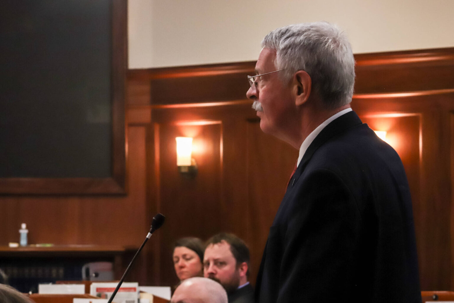 Murkowski embraces many of Trump’s goals, but questions his methods ...