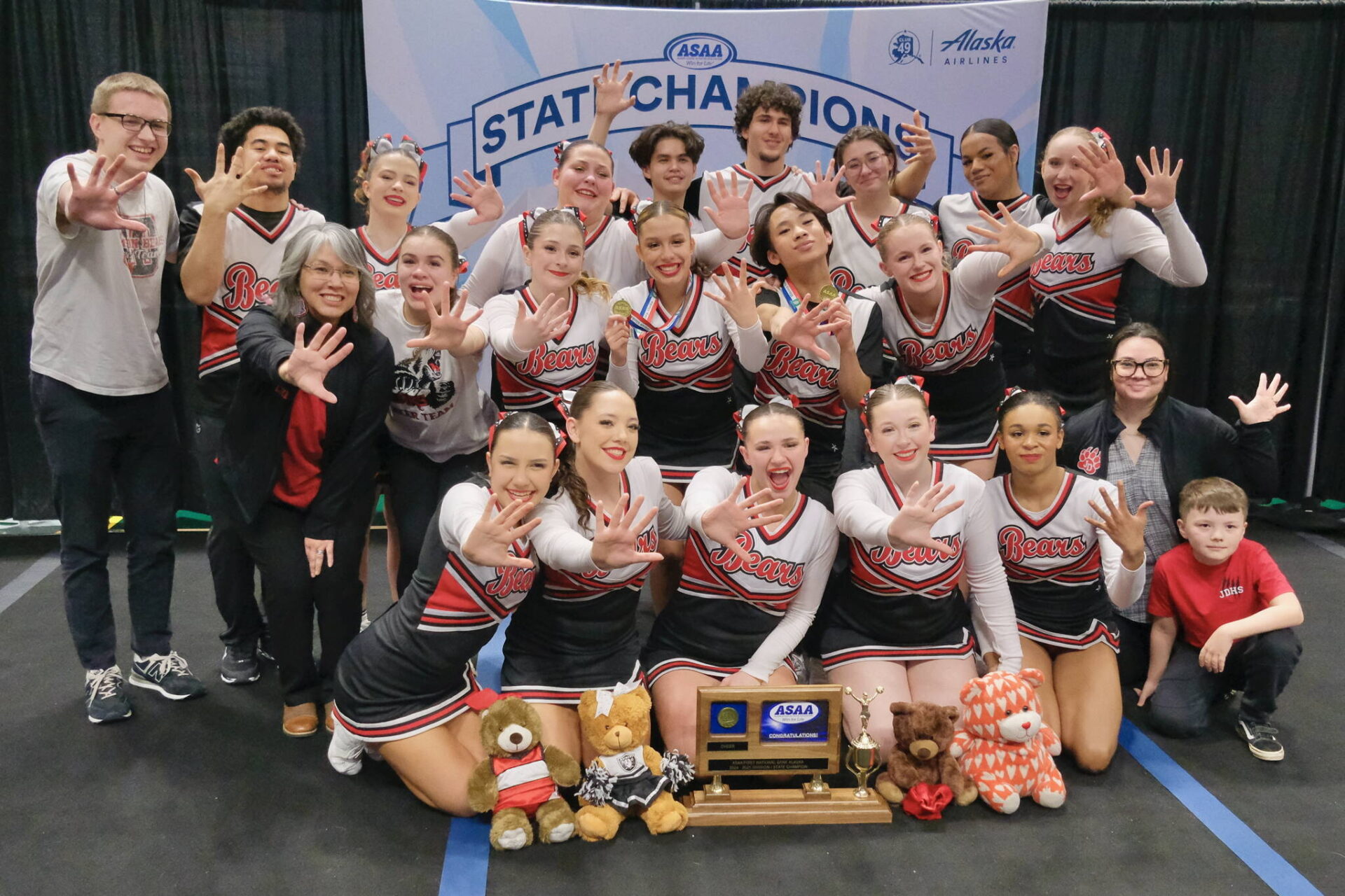 JDHS cheer team wins state championship | Juneau Empire