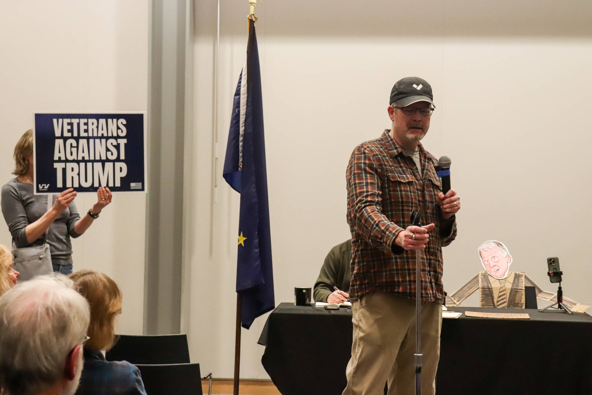 Juneau shows up for democracy at empty-chair town hall | Juneau Empire