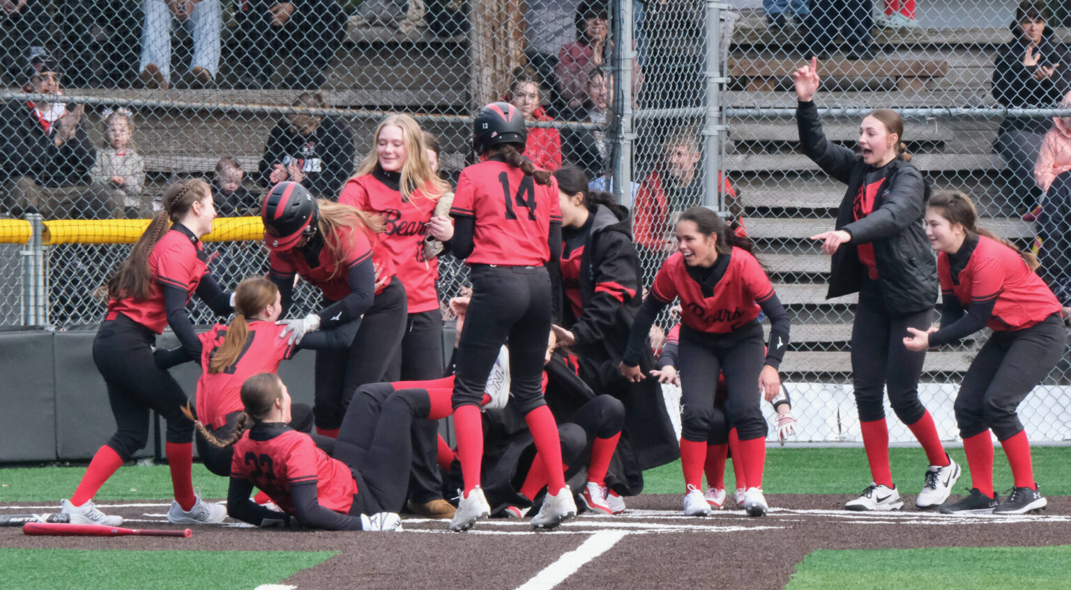 JDHS softball sweeps Railbelt conference rival West Valley | Juneau Empire