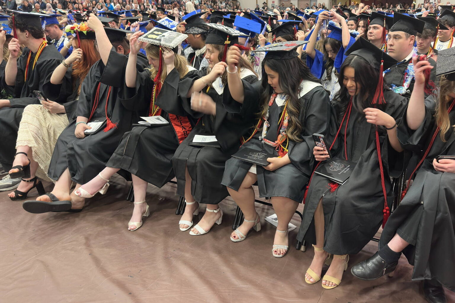 Juneau-Douglas High School: Yadaa.at Kalé’s Class of 2025: Expanding by ...