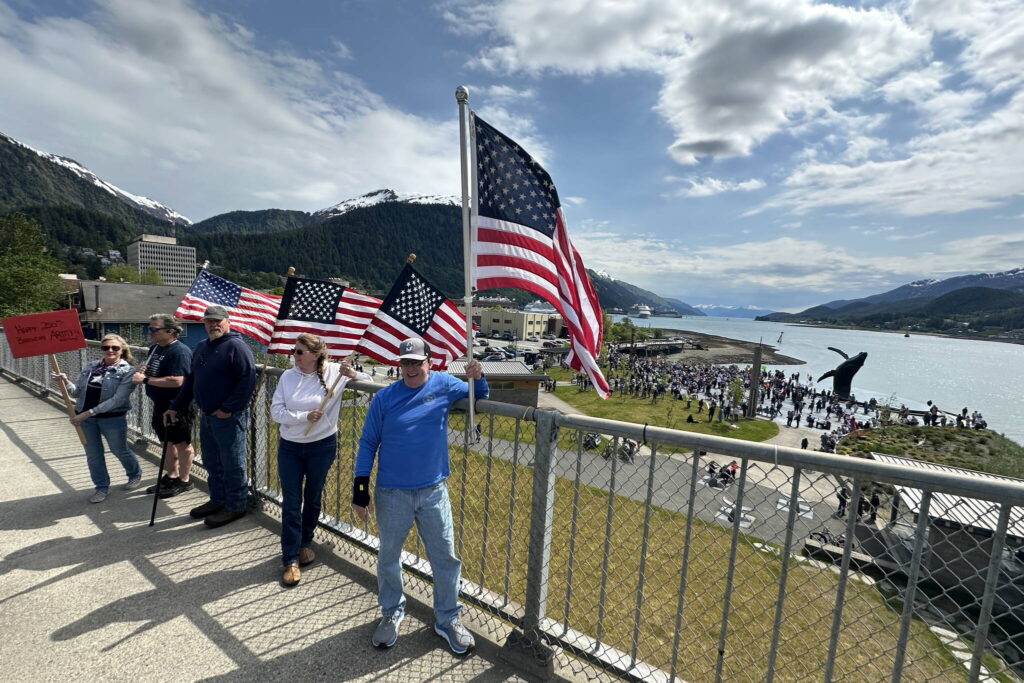 Juneau joins nation in ‘No Kings’ protest | Juneau Empire