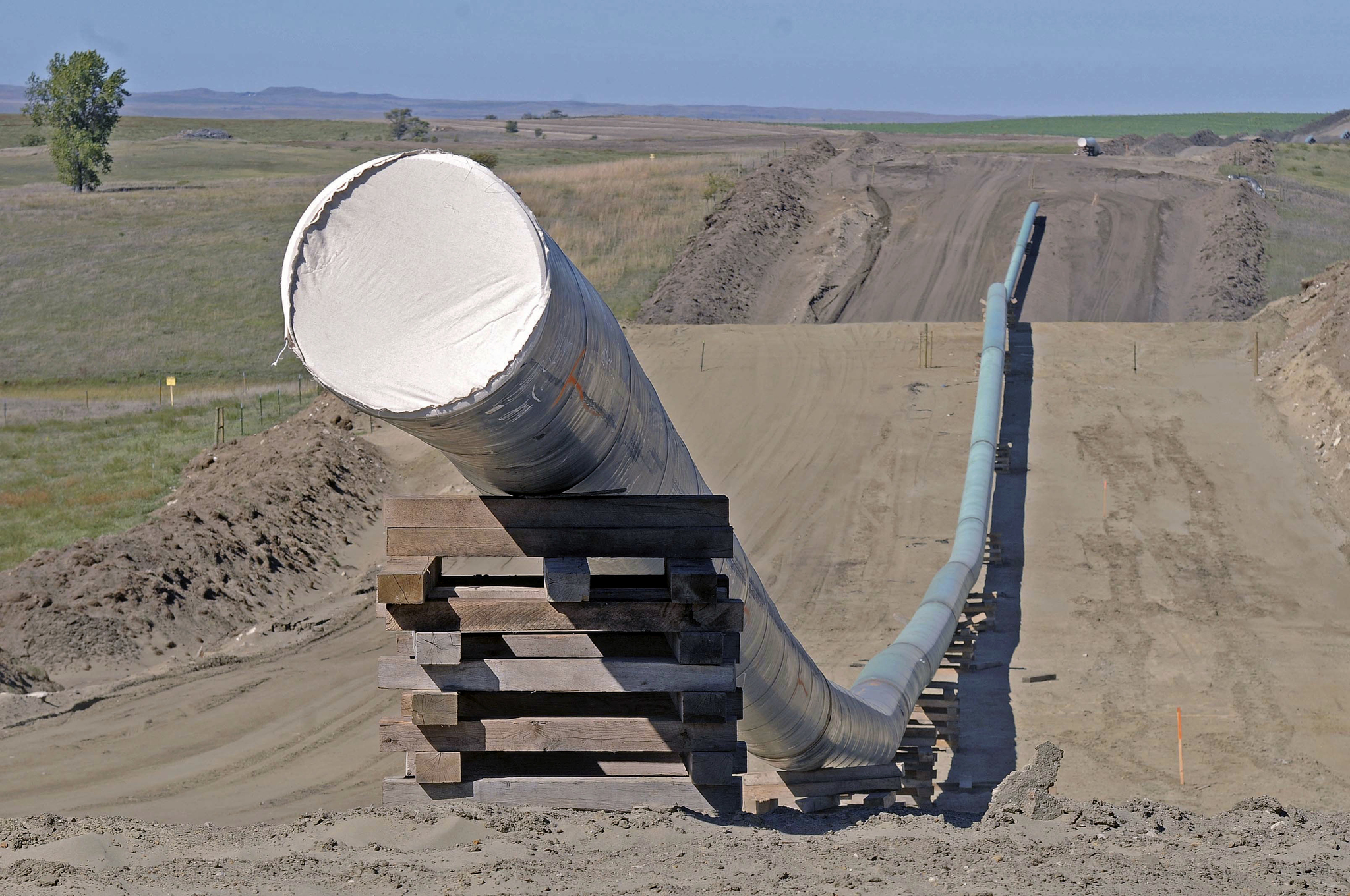 Army to allow completion of Dakota Access oil pipeline | Juneau Empire