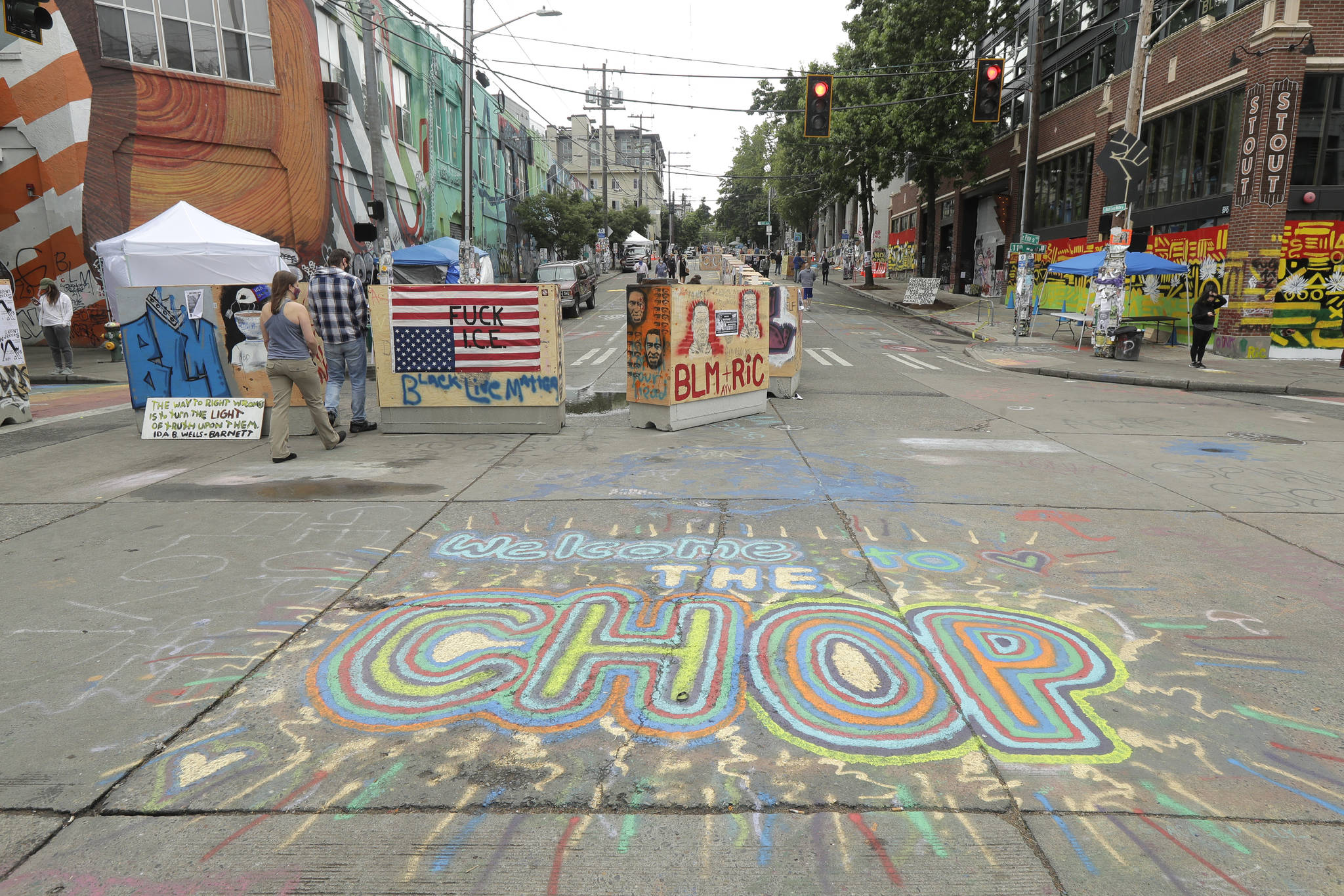 Shooting in Seattle protest zone leaves 1 dead, 1 injured | Juneau Empire