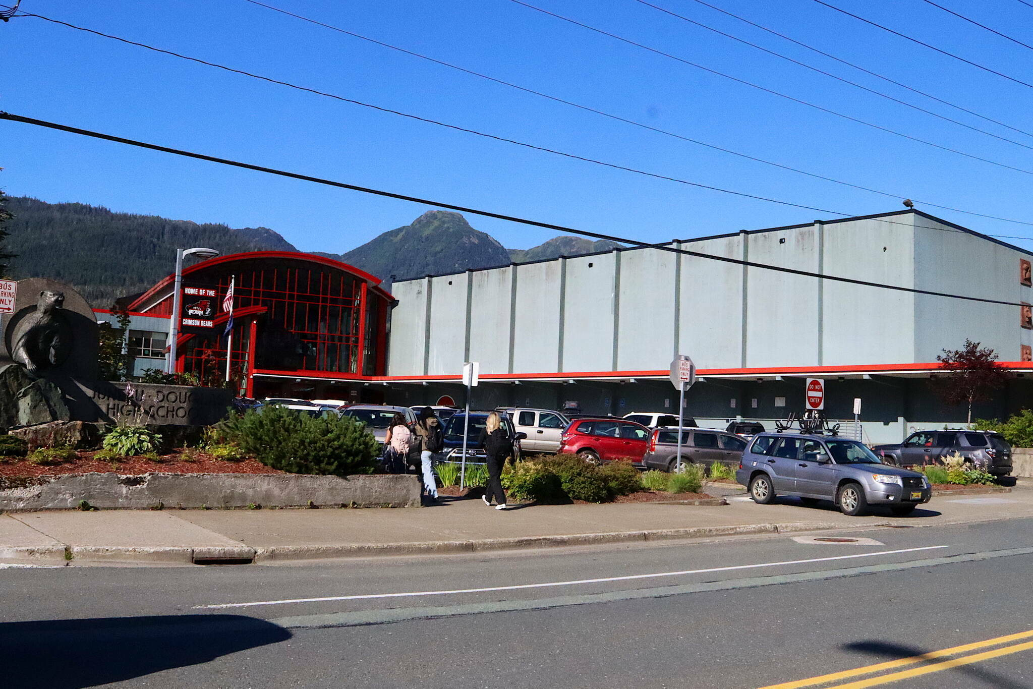 Opinion: Let’s consider tightening cell phones restrictions in Juneau ...