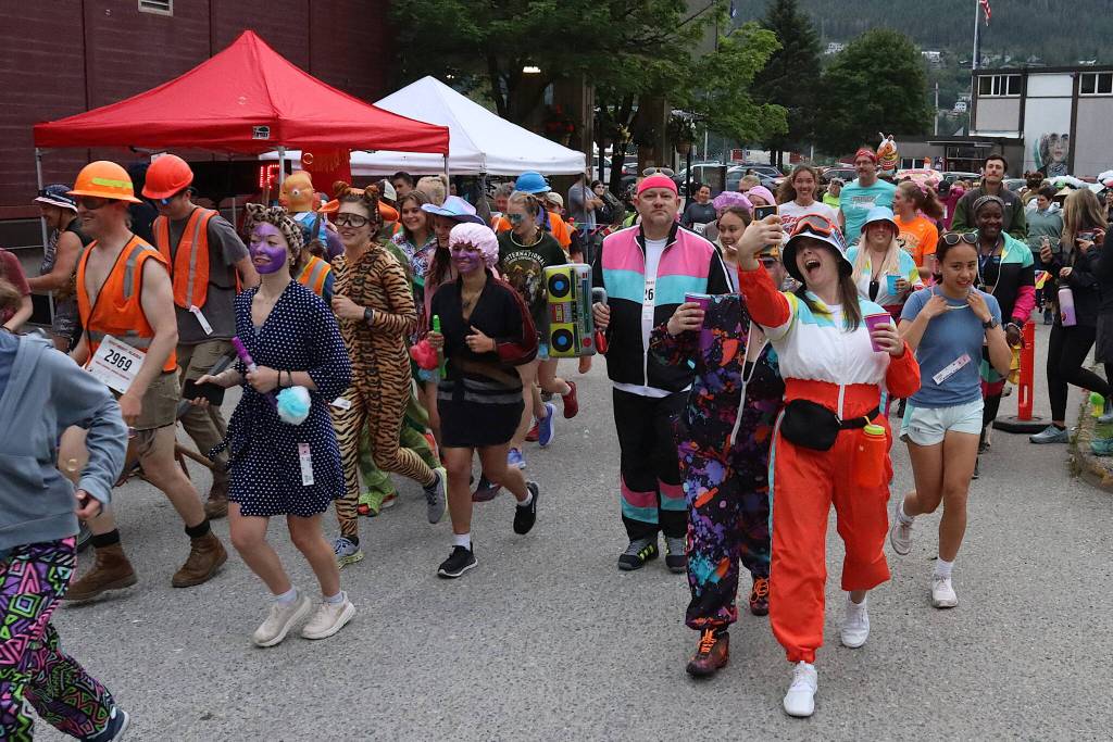 Costumed runners take to Juneau streets Saturday night | Juneau Empire